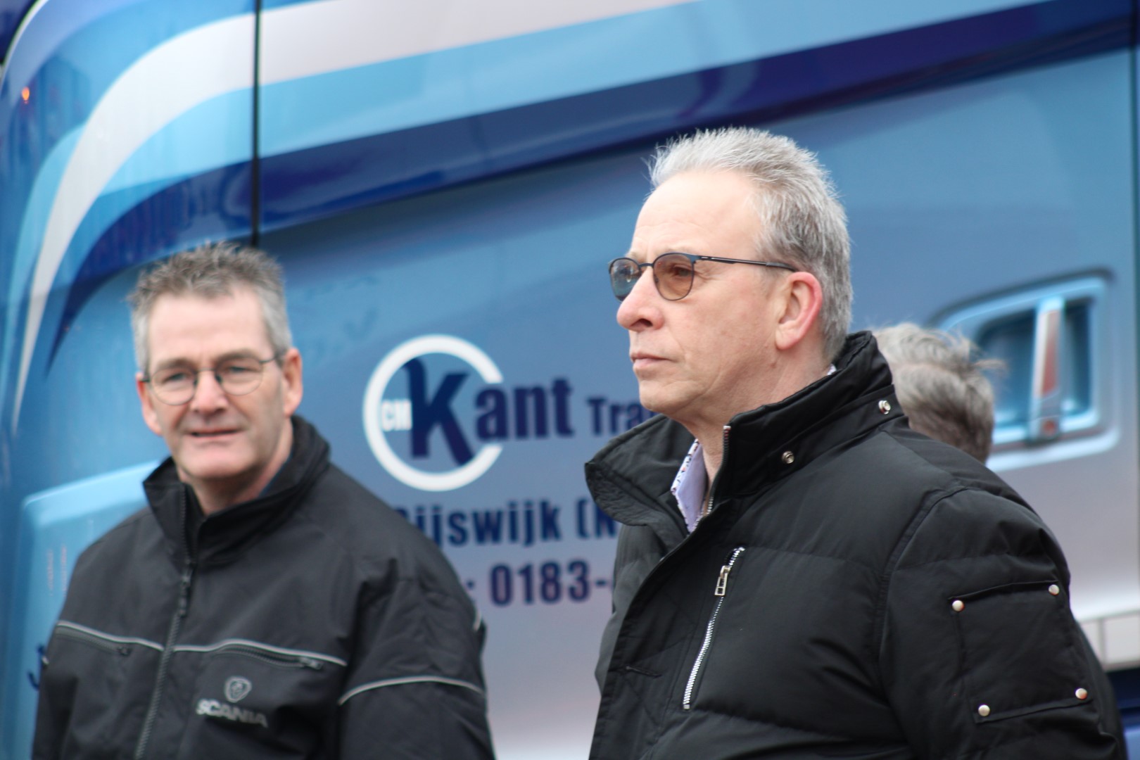 Lars, een schilder die uiteindelijk zijn geluk vond tussen de witte lijnen.